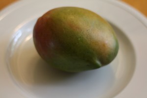 How to Dice a Mango | The Gourmand Mom