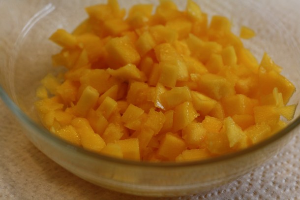 How to Dice a Mango | The Gourmand Mom