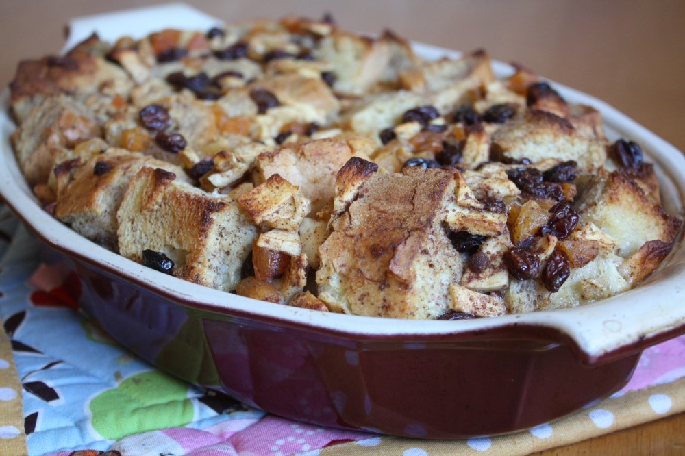 Spiced Fruit Bread Pudding | The Gourmand Mom