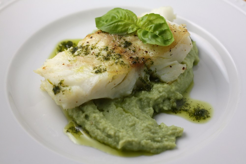 Pan-Seared Cod over Bean and Basil Puree | The Gourmand Mom
