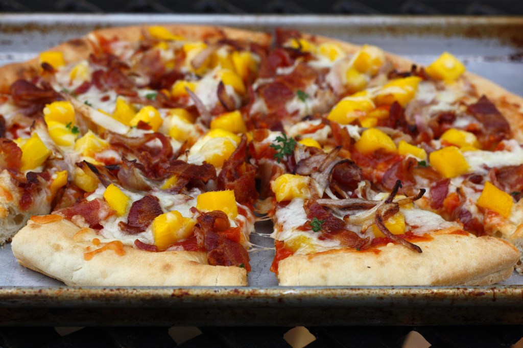 Barbecue Bacon Mango Pizza | The Gourmand Mom