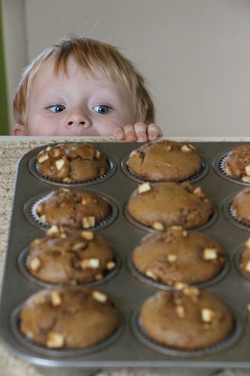 Triple Ginger Apple Muffins | The Gourmand Mom